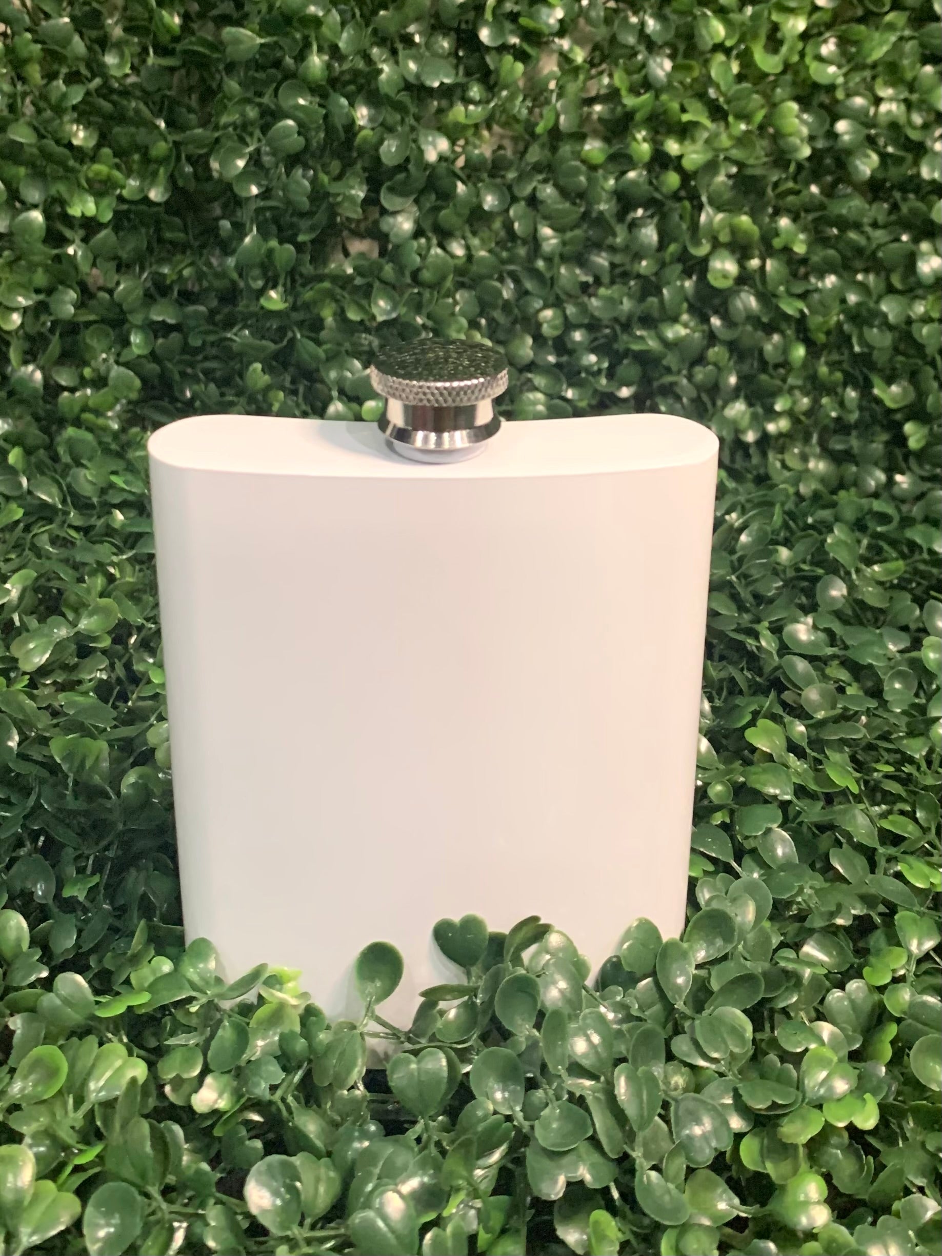 8oz Sublimation Liquor Flask – House of Vinyl